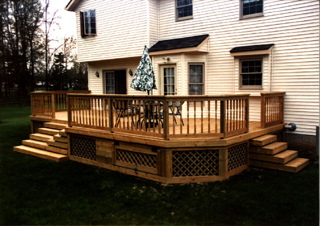 Deck With Turned Spindle Railing and Boxed Stairs